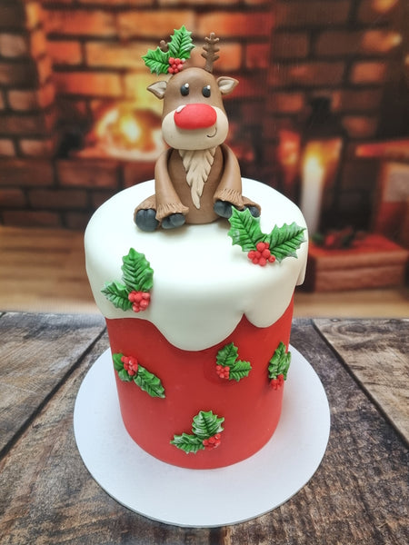 Crafty Cakes | Exeter | UK - Christmas Reindeer & Holly Cake